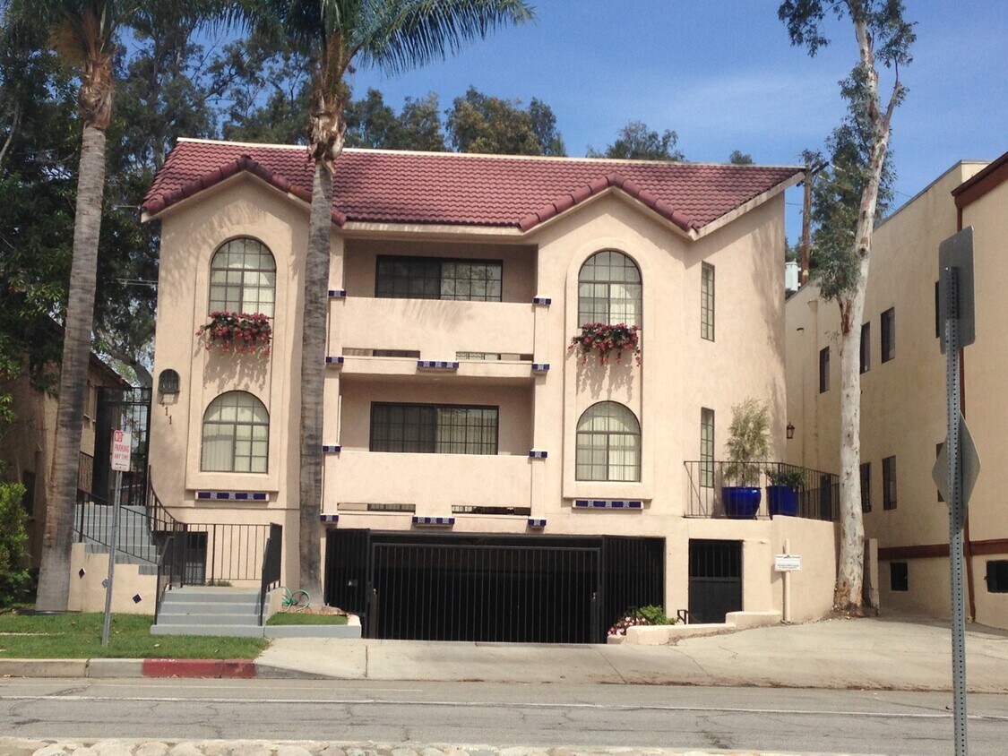 411 W Riverside Dr Unit 411 #204, Burbank, CA 91506 | Apartments.com