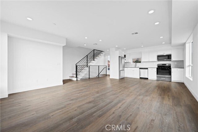 2111 S Ridgeley Dr, Los Angeles, CA 90016 - Townhome Rentals in Los ...