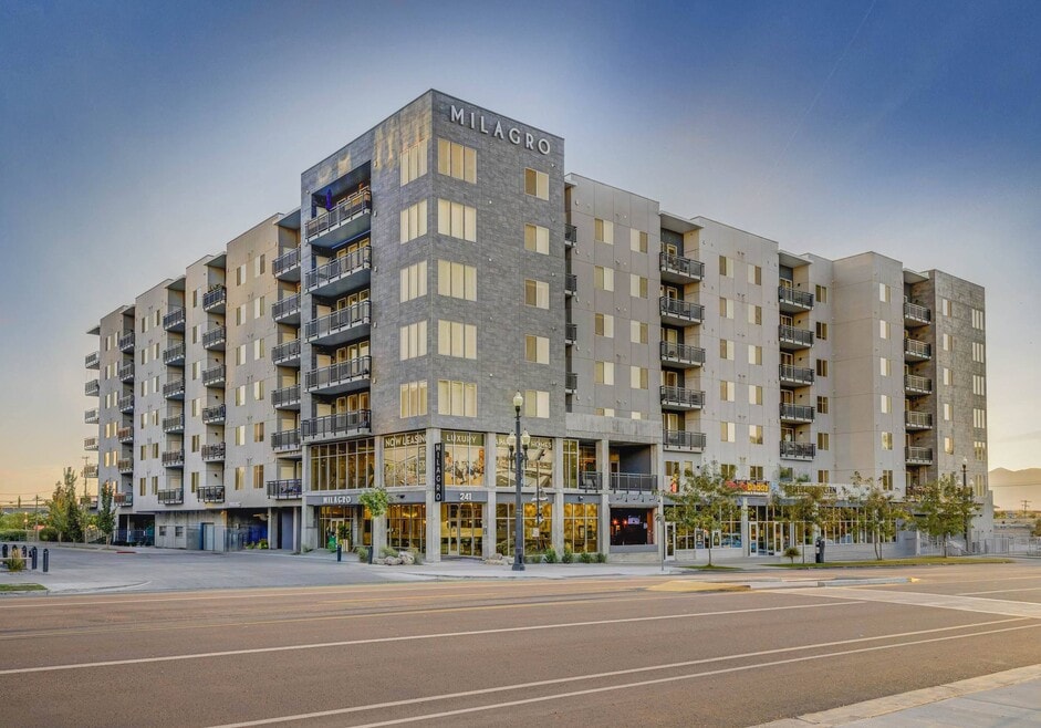 Apartments for Rent with a Walk-In Closet in Downtown Salt Lake City ...