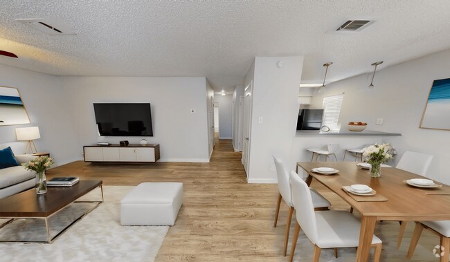 Crestview Apartments for Rent with a Yard - Austin, TX - Updated Today ...