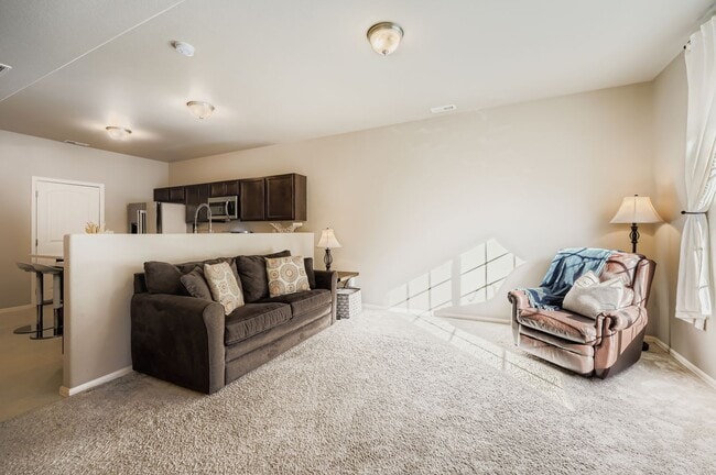 7615 Red Fir Pt, Colorado Springs, CO 80908 - House Rental in Colorado ...