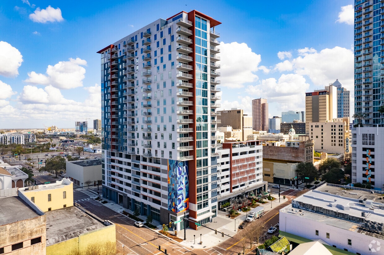 Nine15 - 915 N Franklin St Tampa, FL 33602 | Apartments.com