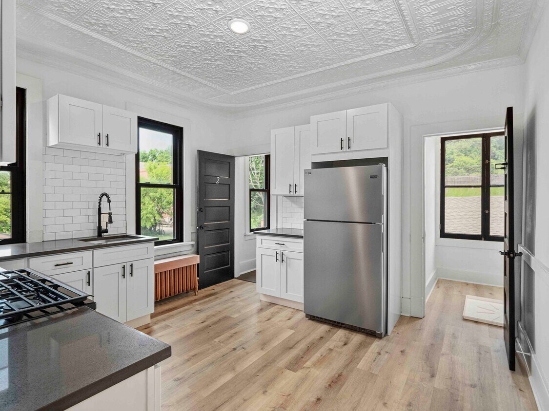 37 Holland Ave Unit 2, Braddock, PA 15104 - Room for Rent in Braddock ...