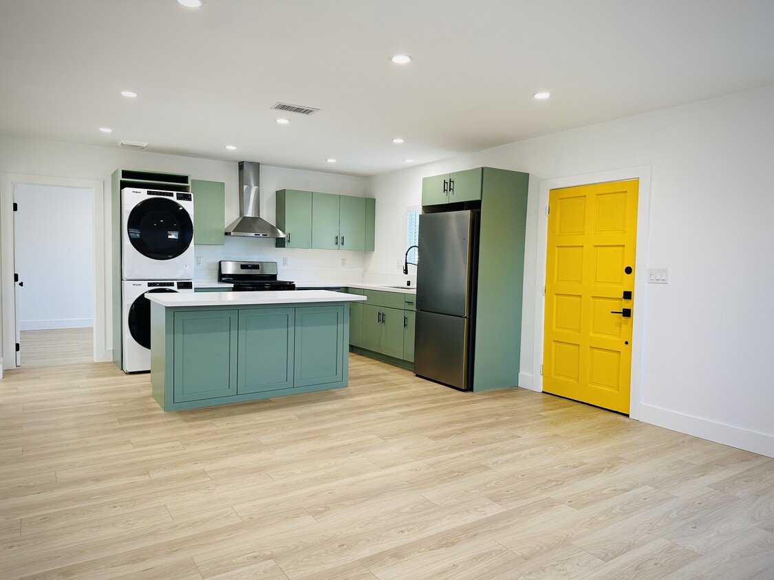 2064 W 54th St Unit 2064, Los Angeles, CA 90062 - 2064 W 54th St Los ...