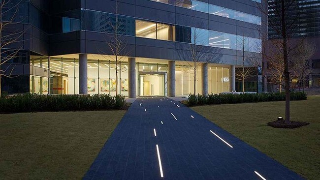 One Dallas Center Rentals - Dallas, TX | Apartments.com