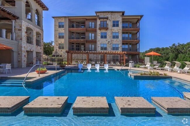 Ledge Stone Apartments for Rent with Hardwood Floors - Austin, TX ...