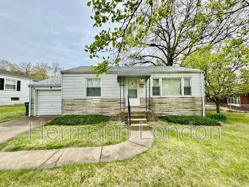 10142 Jepson Dr, St. Louis, MO 63137 - House Rental in St. Louis, MO ...