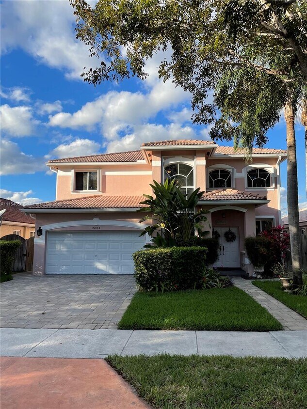 15841 SW 65th Terrace, Miami, FL 33193 - House Rental in Miami, FL ...