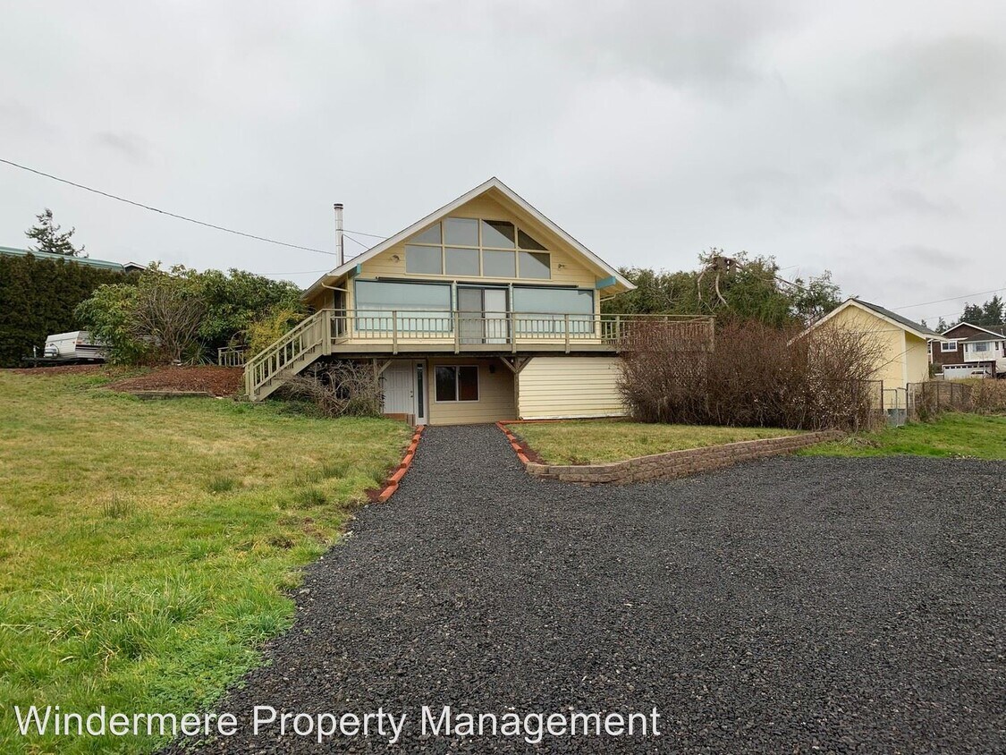 5181 NE Cedar Ln, Hansville, WA 98340 - House Rental in Hansville, WA ...