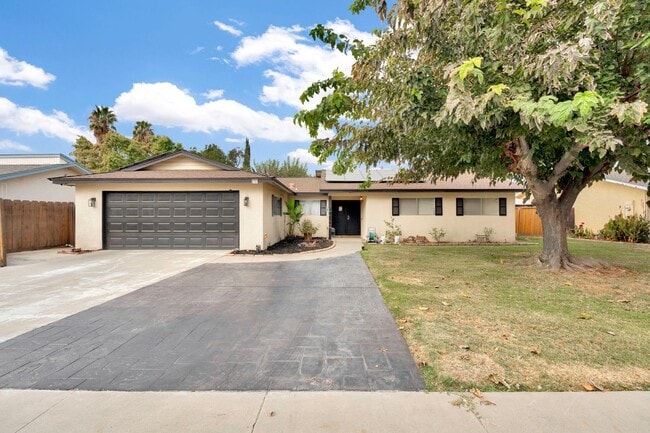 285 W Ash Ave, Hanford, CA 93230 - House Rental in Hanford, CA ...