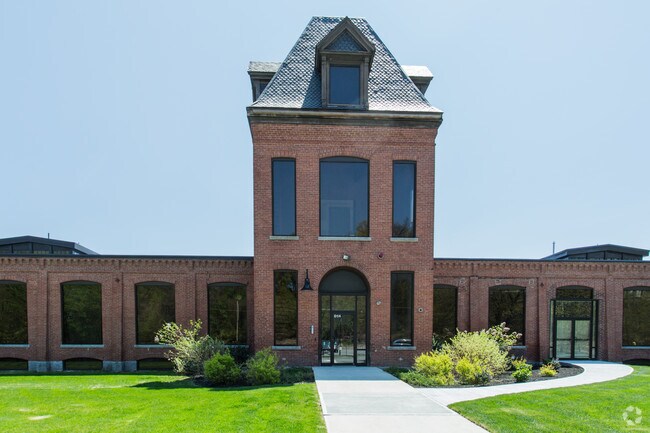 Lofts at Lancaster Mills Rentals - Clinton, MA | Apartments.com