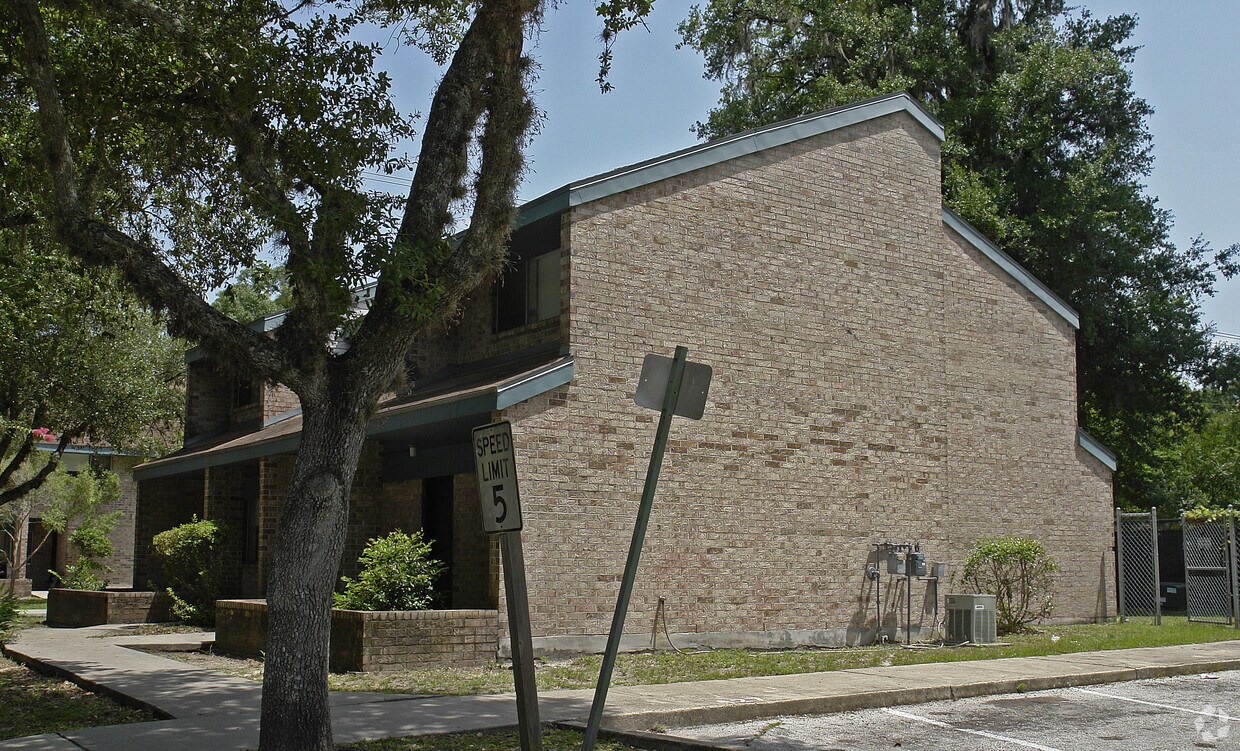 1236 NW 5th Ave, Gainesville, FL 32601 - 1236 NW 5th Ave Gainesville ...