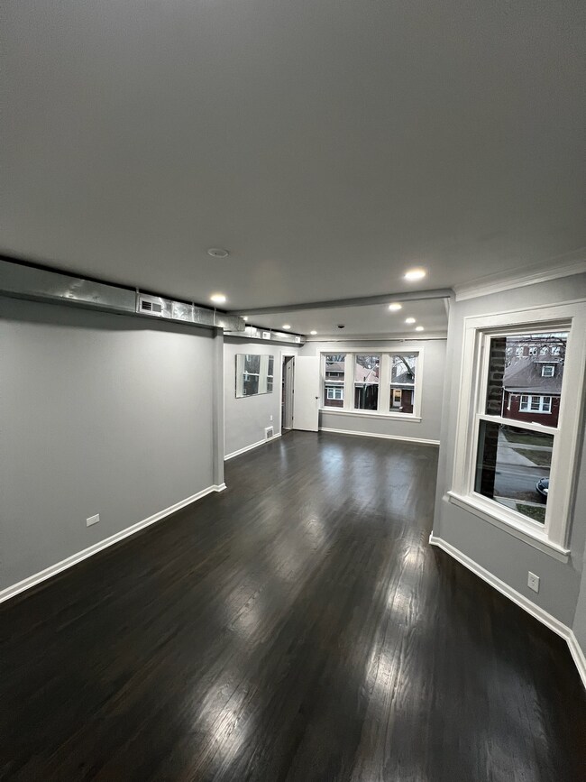 4530 N Springfield Ave Unit 2, Chicago, IL 60625 - Apartments in ...
