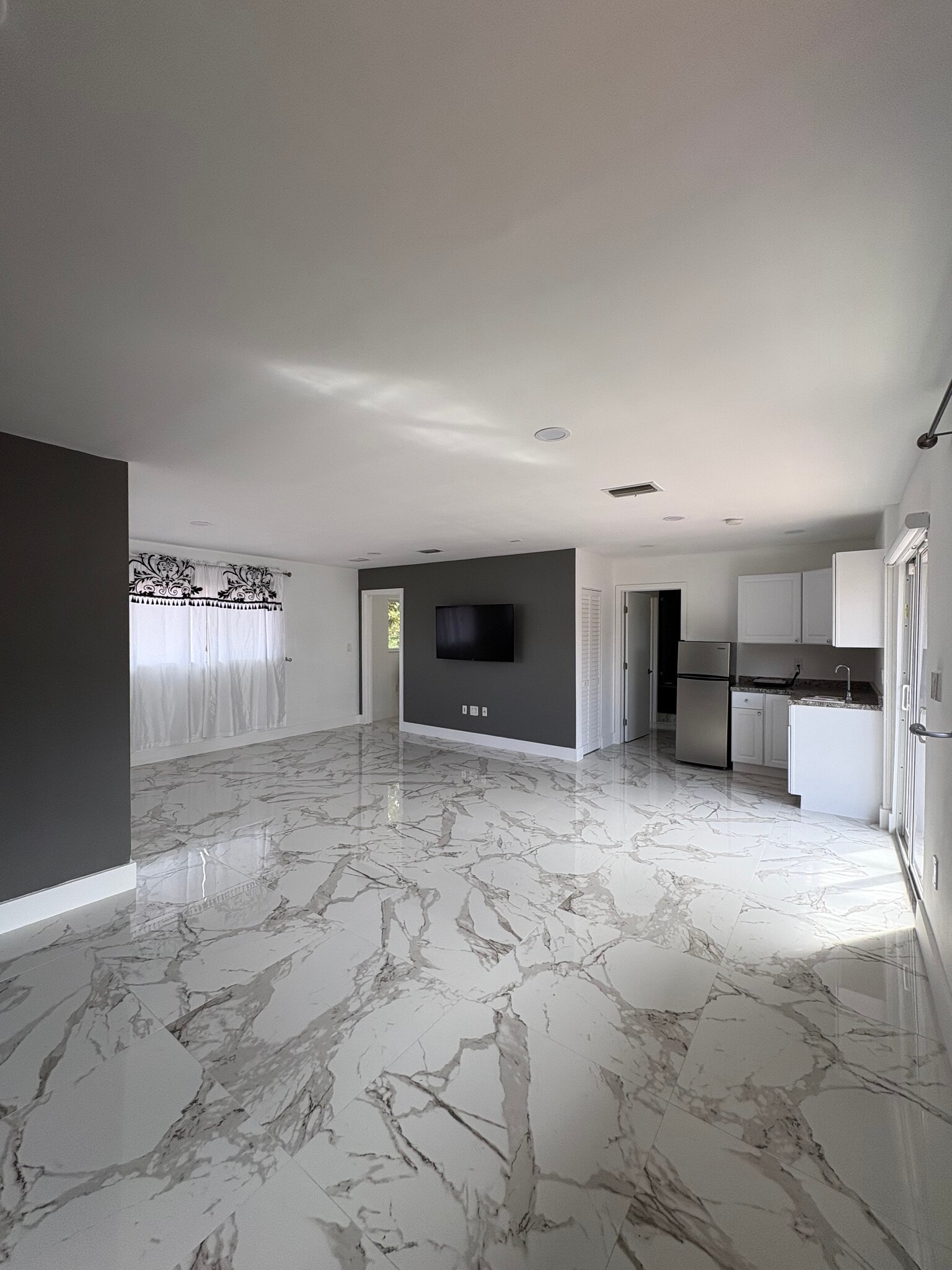 2430 Sw 22nd Ter Unit 1x1 Apartment, Miami, FL 33145 - 2430 Sw 22nd Ter ...