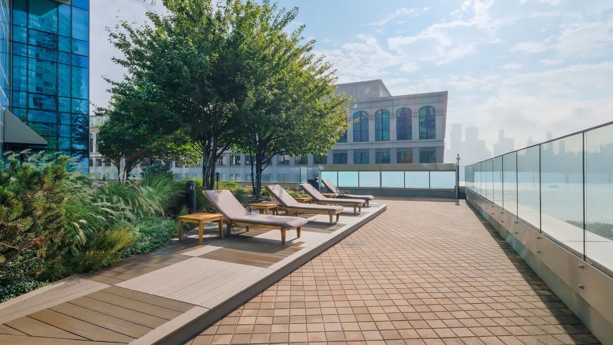 70 Greene - 70 Greene St Jersey City, NJ 07302 | Apartments.com