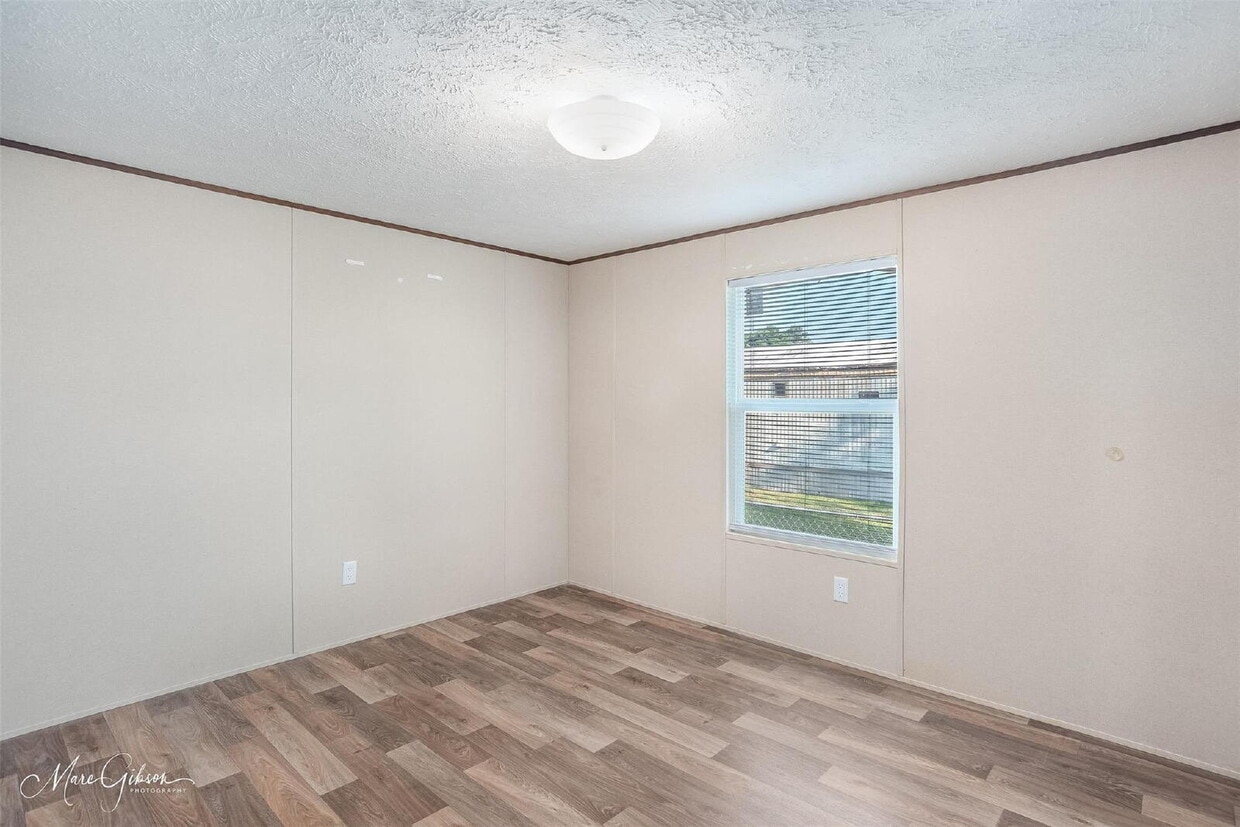 1956 Rossie Lee Dr Unit Lot 6, Bossier City, LA 71112 - Room for Rent in Bossier City, LA ...