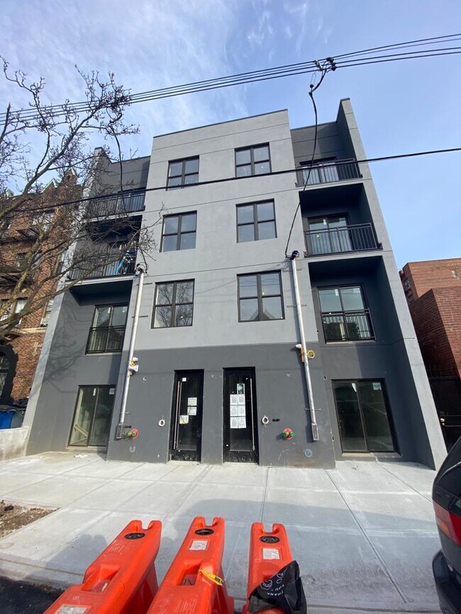 977 E 34th St, Brooklyn, NY 11210 - 977 E 34th St Brooklyn, NY 11210 ...