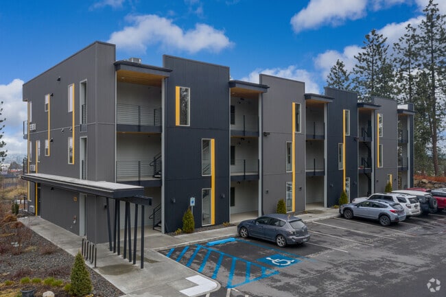 South Highland Park Apartments for Rent with a Garage - Spokane, WA ...