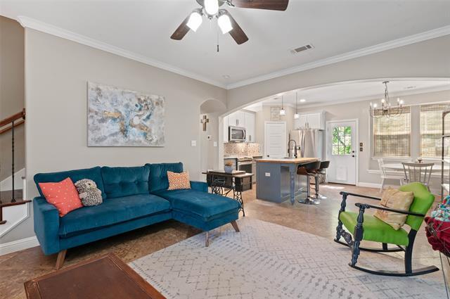 2204 Burning Tree Ln, Denton, TX 76209 - House Rental in Denton, TX ...