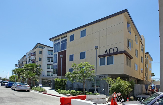 Paseo Place - Apartments at 5665 Lindo Paseo San Diego, CA | Apartments.com