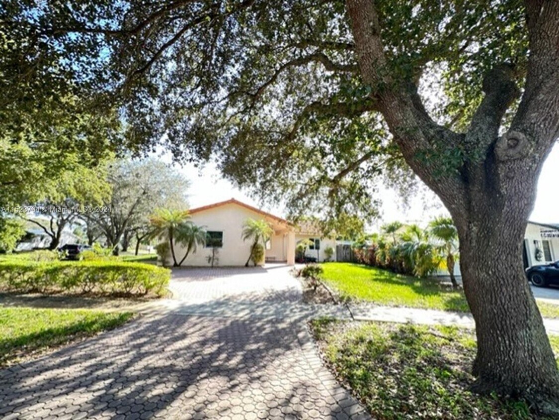 10302 SW 50th St, Cooper City, FL 33328 - House Rental in Cooper City ...