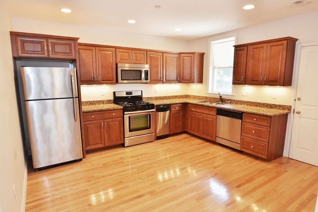 134 South St Unit #1, Boston, MA 02130 - 134 South St Boston, MA 02130 ...