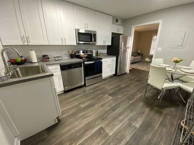 Langley Place - Apartments in Decatur, GA | Apartments.com