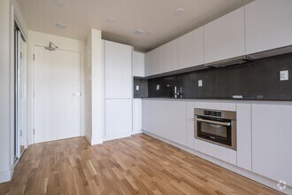 Moss Park/Regent Park Apartments for Rent with Hardwood Floors ...