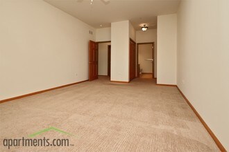 Dodson Place Residential Rentals - Geneva, IL | Apartments.com