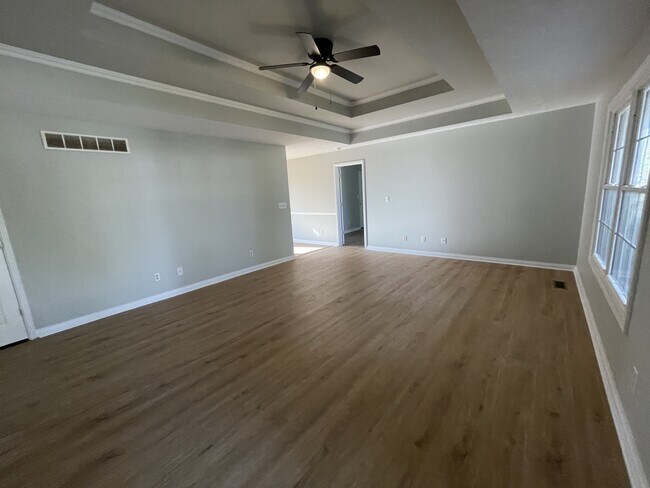 2002 Paddock Loop, Lawrenceburg, KY 40342 - House Rental in Lawrenceburg, KY | Apartments.com