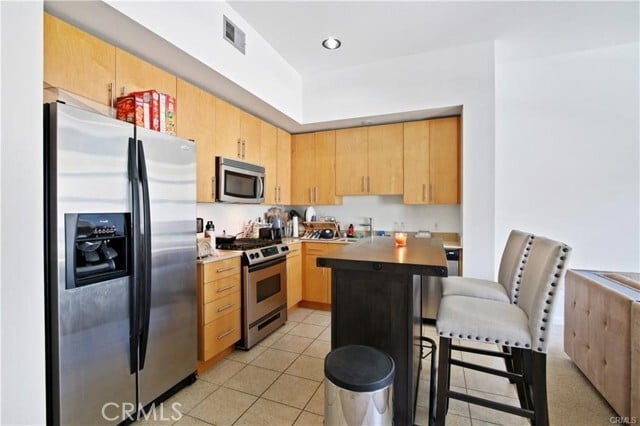 133 The Promenade N Unit 304, Long Beach, CA 90802 - Condo for Rent in ...