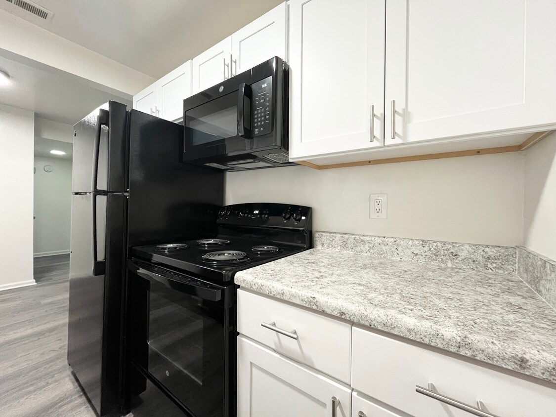 Great Bridge Apartments - 100-110 Williamsburg Dr Chesapeake, VA 23322 ...