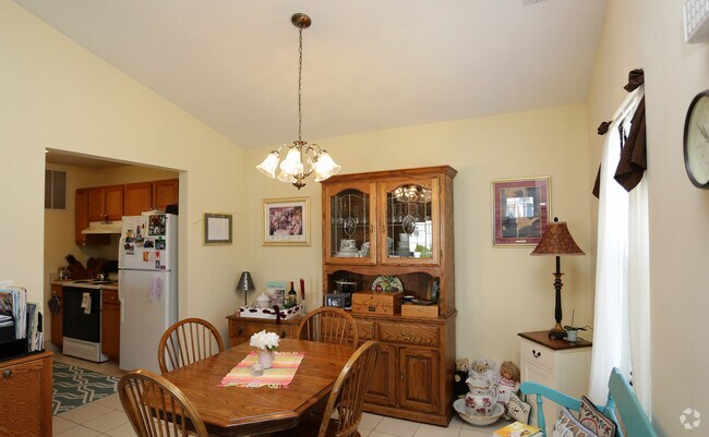 Center Pointe at Radisson Apartments - Baldwinsville, NY | Apartments.com