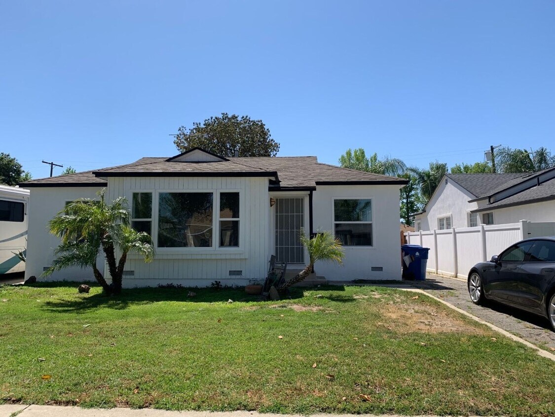 17628 Lemay Pl Unit Main House, Los Angeles, CA 91406 - Room for Rent ...