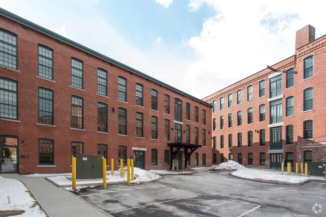 Junction Shop Lofts Rentals - Worcester, MA | Apartments.com