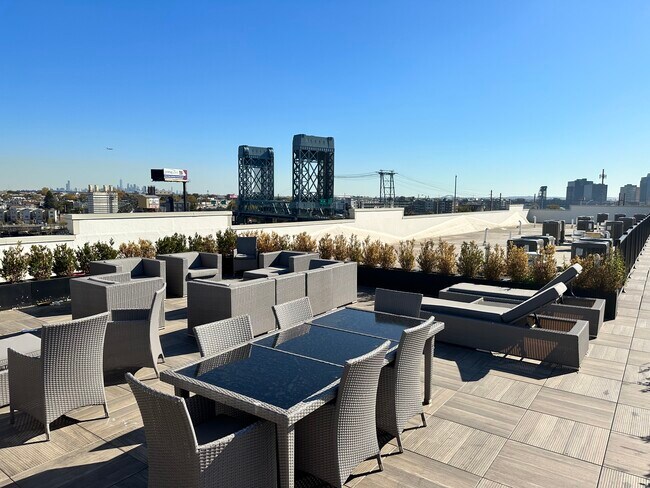 Spring Street Commons - 2 Spring St Newark, NJ | Apartments.com