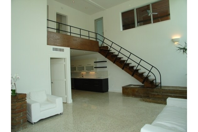 Giller Apartments Condo - 850 W 40th St Miami Beach, FL 33140 ...