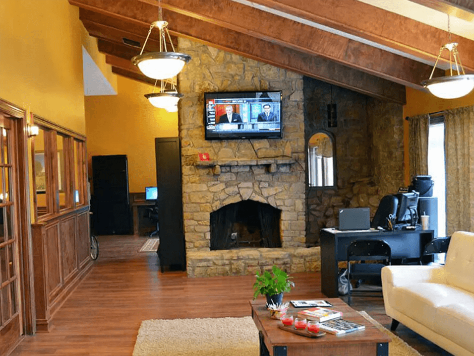 Stonebridge Apartments - 4481 Stonecastle Dr Beavercreek, OH 45440 ...