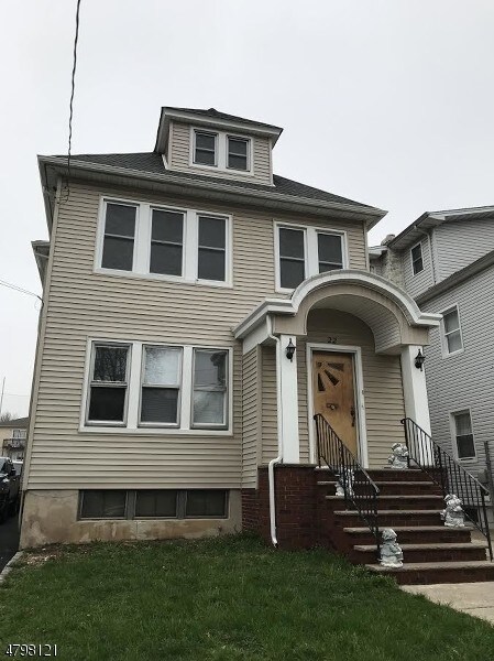 22 Lyon Pl, Elizabeth, NJ 07202 - Room for Rent in Elizabeth, NJ ...