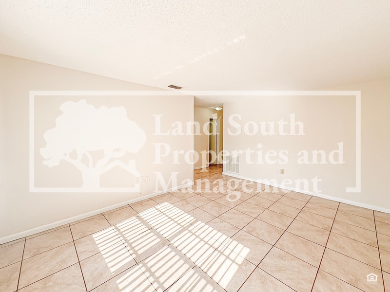 5847 Charlton Dr Unit 5845 - 5847, Lakeland, FL 33812 - Condo for Rent ...