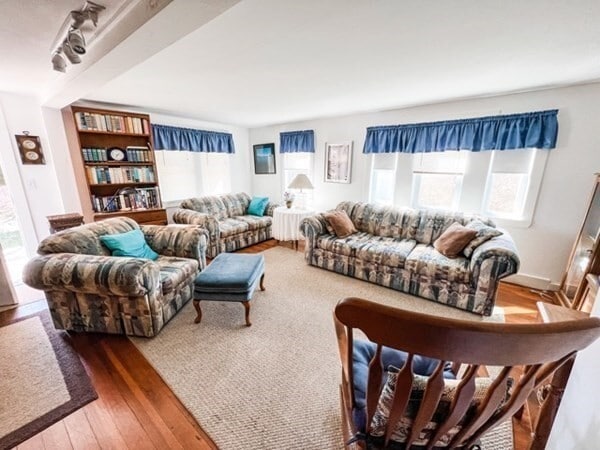 849 State Rd, Aquinnah, MA 02535 - House Rental in Aquinnah, MA ...