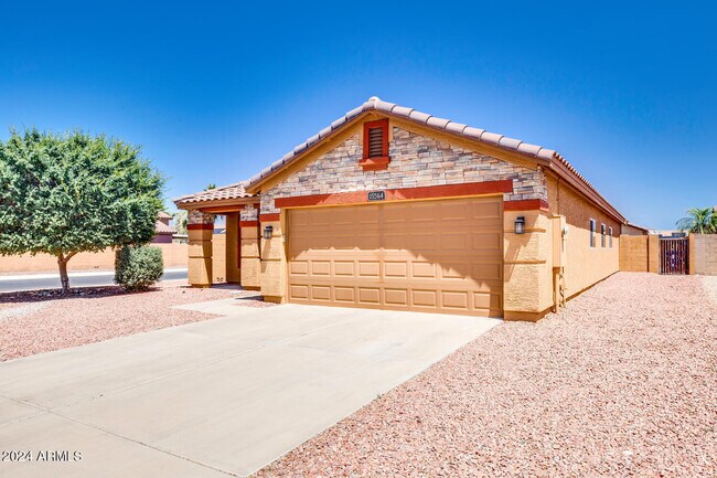 15564 W Port Au Prince Ln, Surprise, AZ 85379 - House Rental in ...