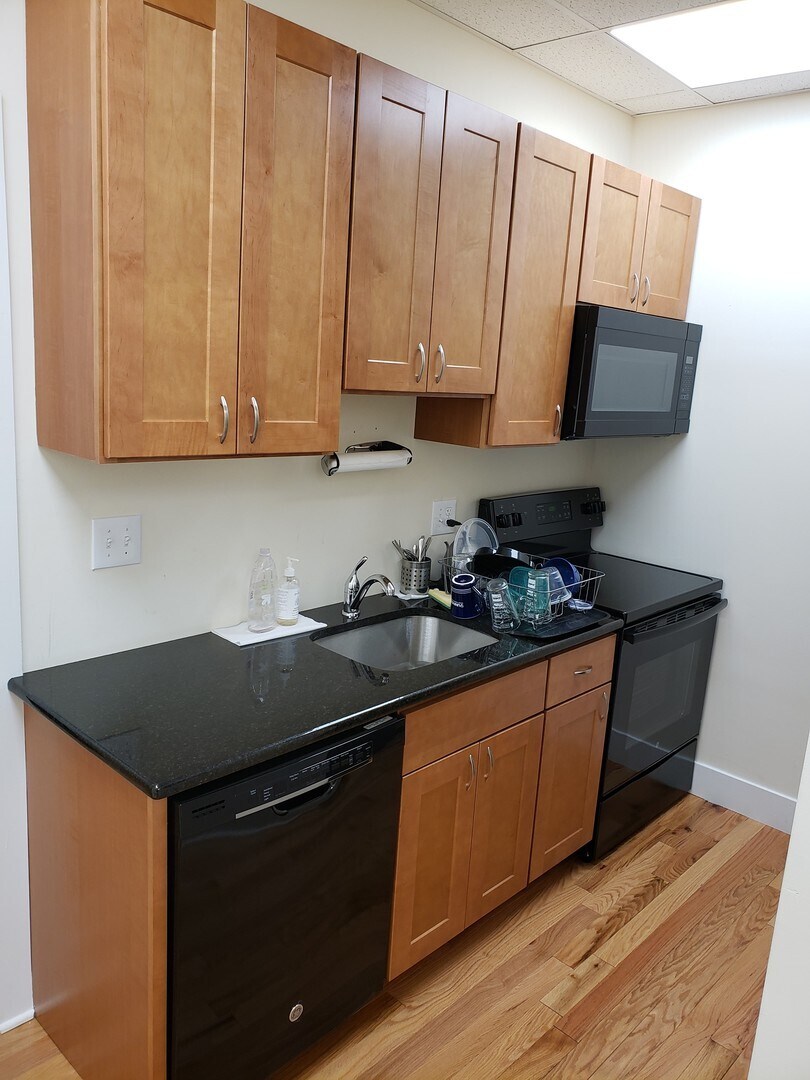2837 W Girard Ave Unit 1B, Philadelphia, PA 19130 - Room for Rent in ...