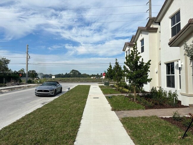 26421 SW 149th Ave, Miami, FL 33170 - Townhome Rentals in Miami FL ...