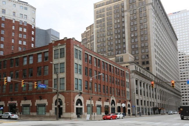The Seasons at Perk Park Apartments - Cleveland, OH | Apartments.com