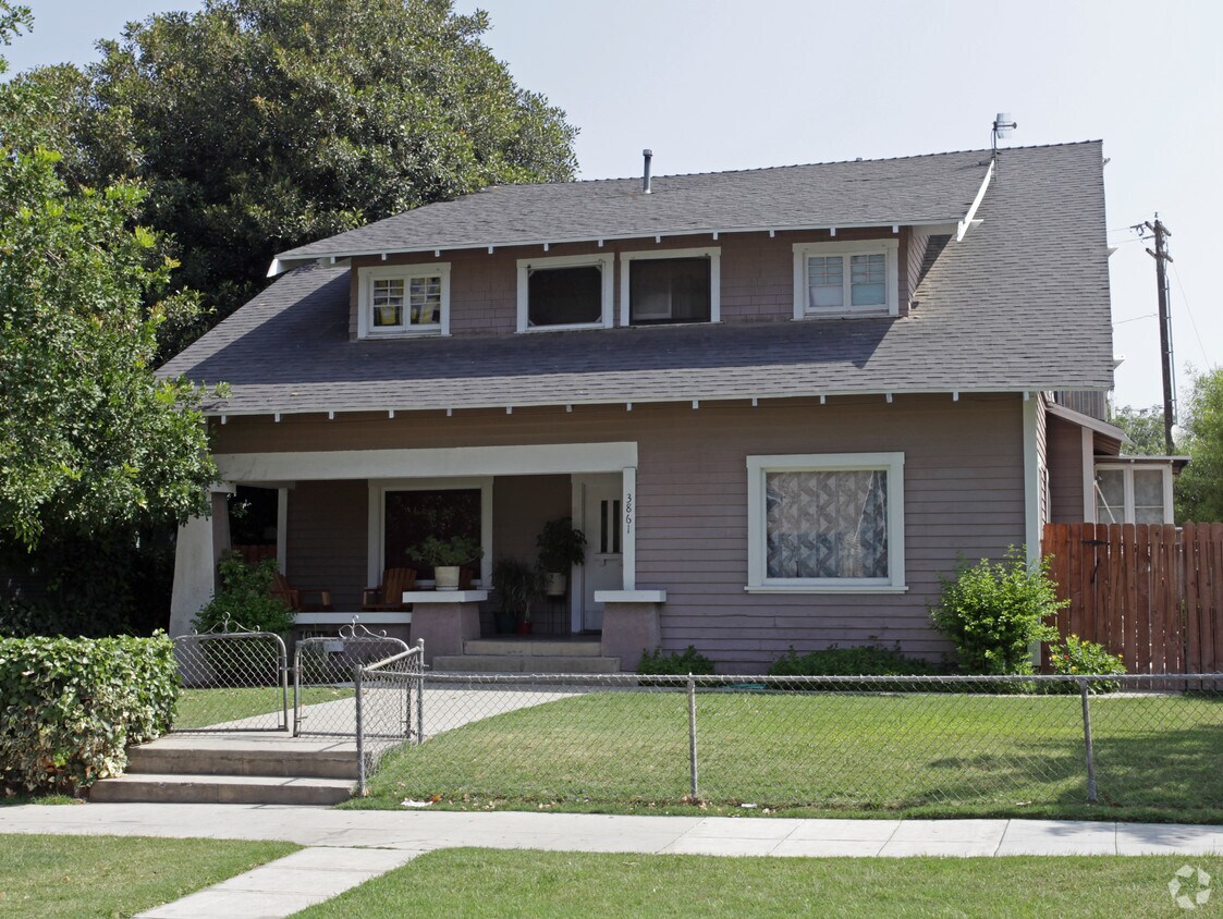3861 4th St, Riverside, CA 92501 - 3861 4th St Riverside, CA 92501 ...