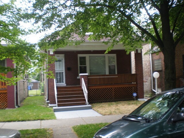7433 S Perry Ave, Chicago, IL 60621 - House Rental in Chicago, IL ...