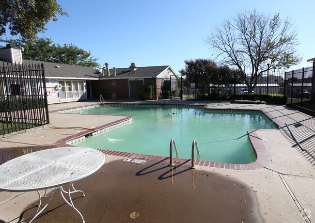 Center Ridge - Apartments in Duncanville, TX | Apartments.com