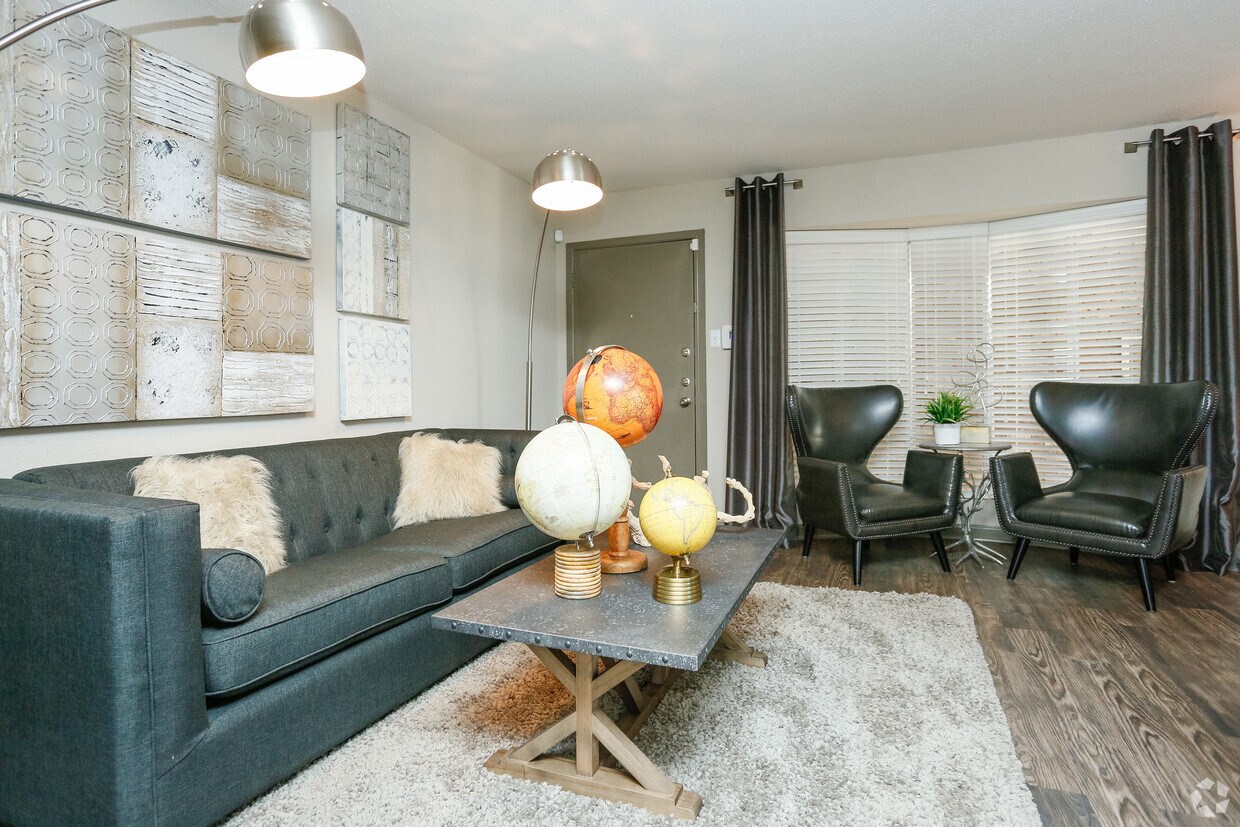 Star Westheimer Apartments - 7900 Locke Ln Houston, TX - Apartments for ...