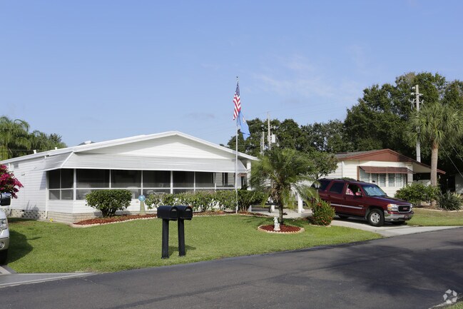 Buttonwood Bay RV Resort Apartments - Sebring, FL | Apartments.com